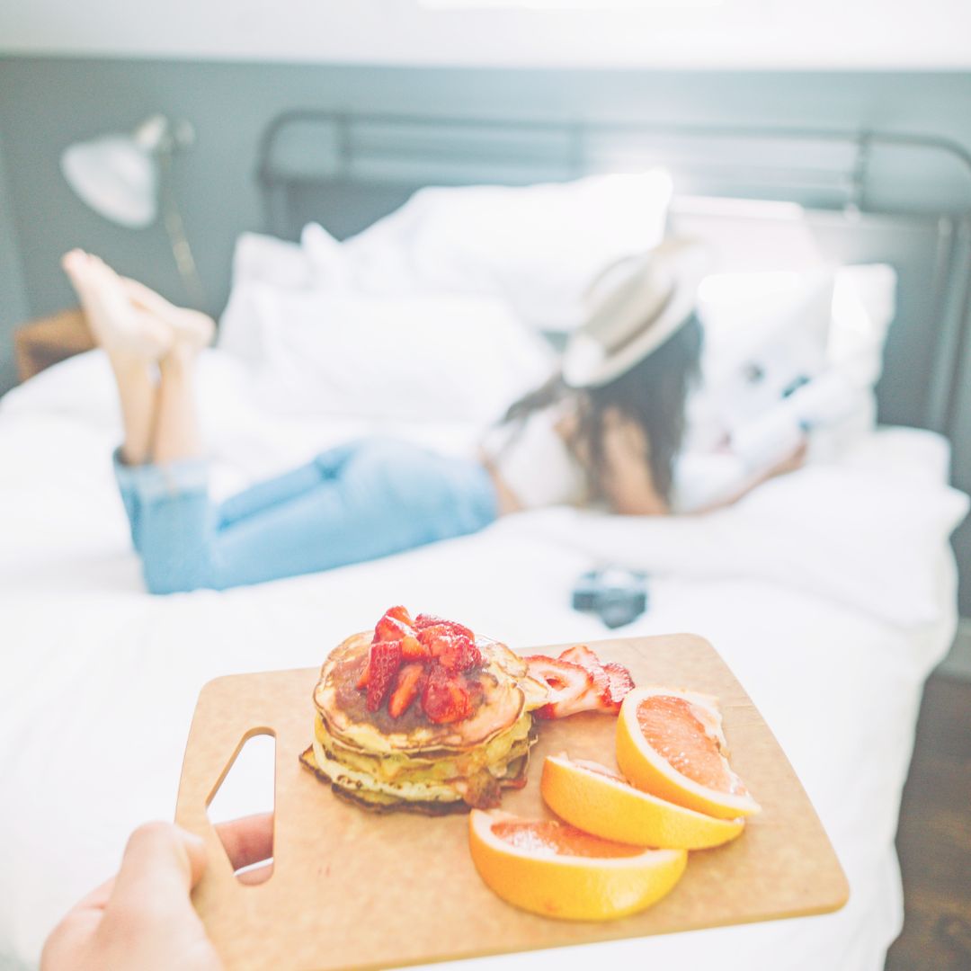 Acts of Service Love Language: How to Show Love - Sunshine by Starry