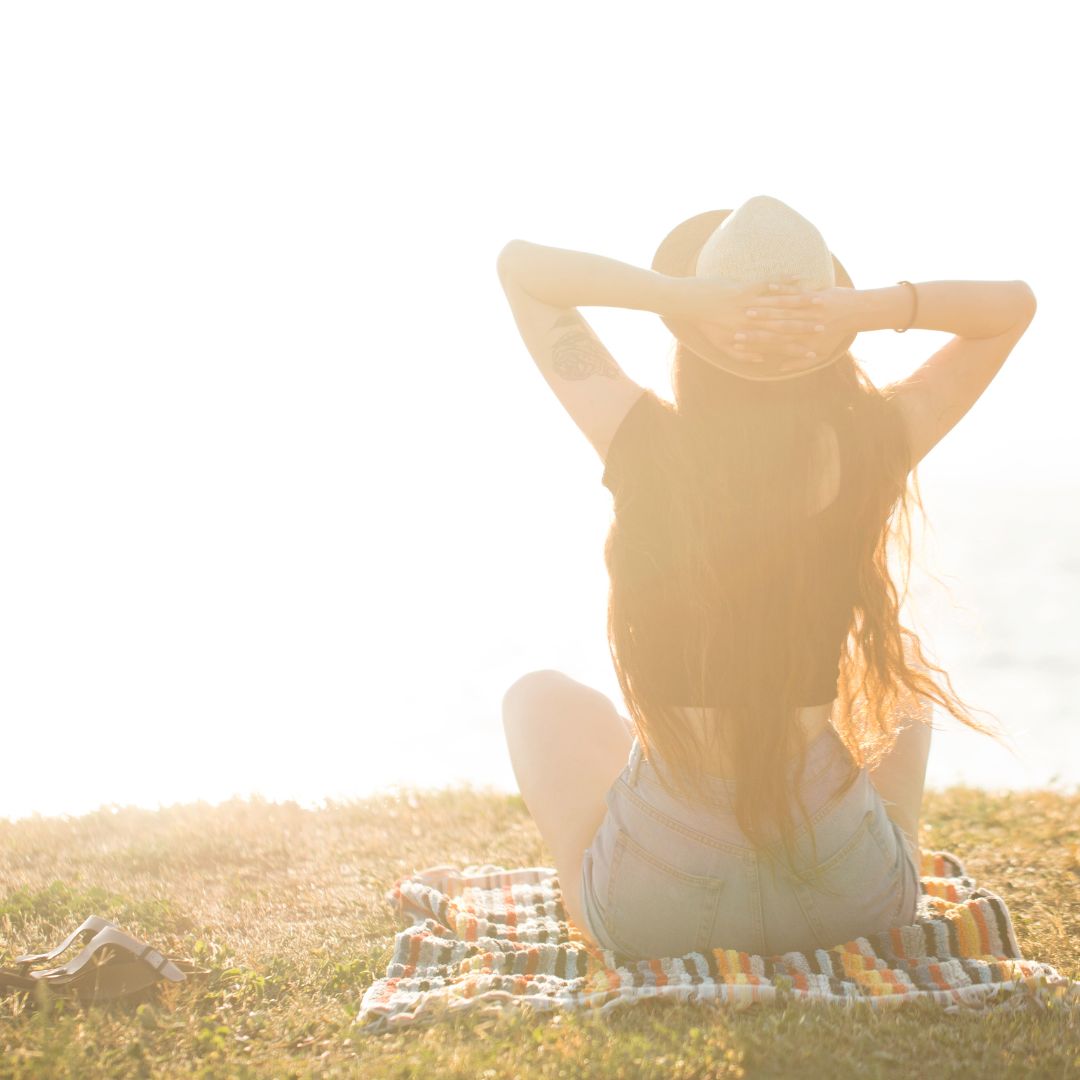 5 Benefits of Being Single: Why It’s Worth Celebrating - Sunshine by Starry